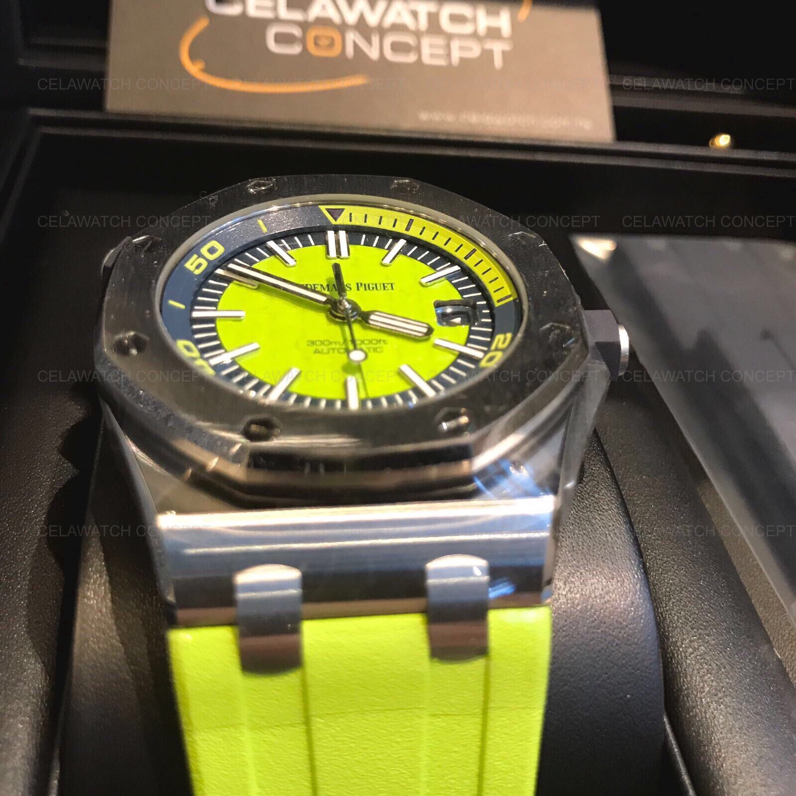 Products | CELAWATCH CONCEPT - AP Royal Oak Offshore Green Diver